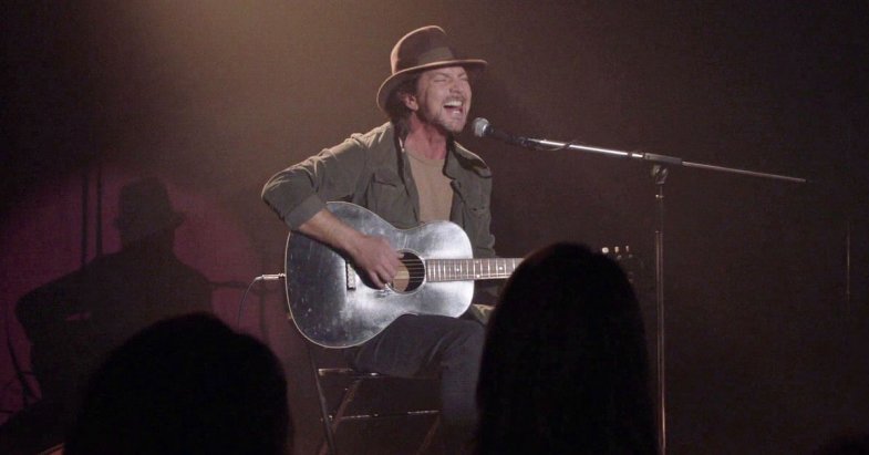You Can Thank Laura Dern For Booking Eddie Vedder At The Roadhouse In ...
