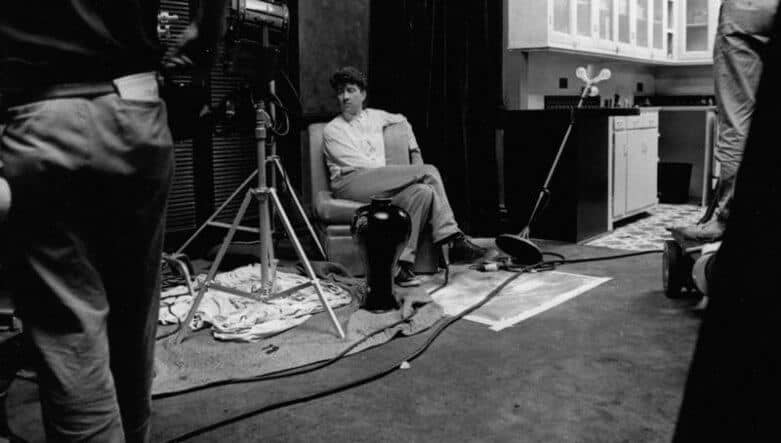 David Lynch inside Dorothy's apartment ⋆ Welcome to Twin Peaks