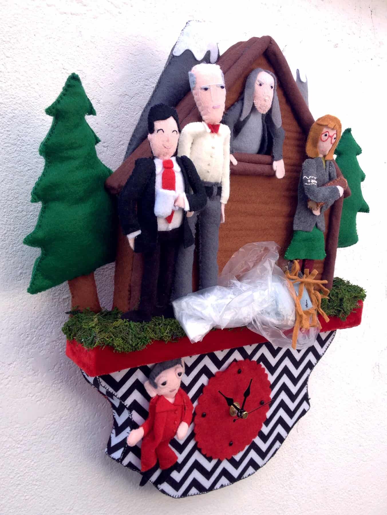 Killer BOB Goes Cuckoo In This Twin Peaks Felt Clock
